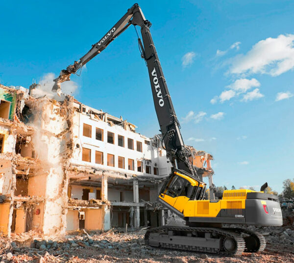 Long Reach Excavator models used in construction