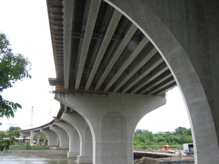 Different types of materials used in Bridge Construction