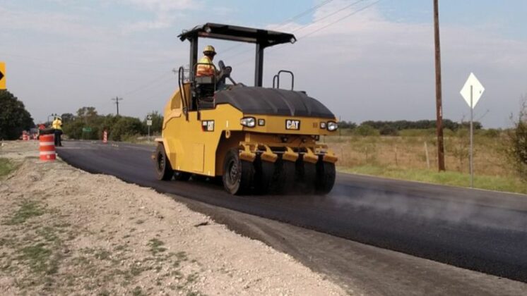 Pneumatic Tyred Rollers for quality compaction | Constro Facilitator