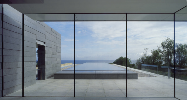 Different types of glass facades and their advantages