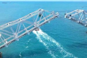 Hydraulic bridge advantages and types