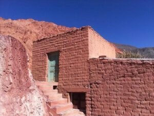 What is Adobe House? Learn All About the Subject +22 Photos