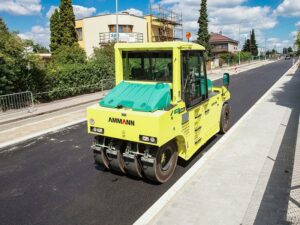 Pneumatic tyre roller features and different models