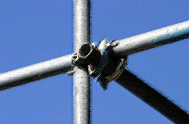 Tube and Coupler Scaffolding: Adaptable Support for Complex Construction
