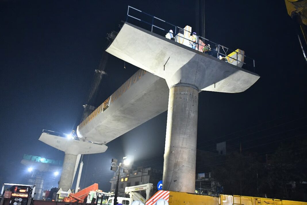 Structural Practices for Safe Metro Girder Erection